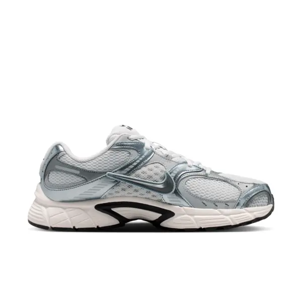 Nike V5 Rnr Athletic Shoes