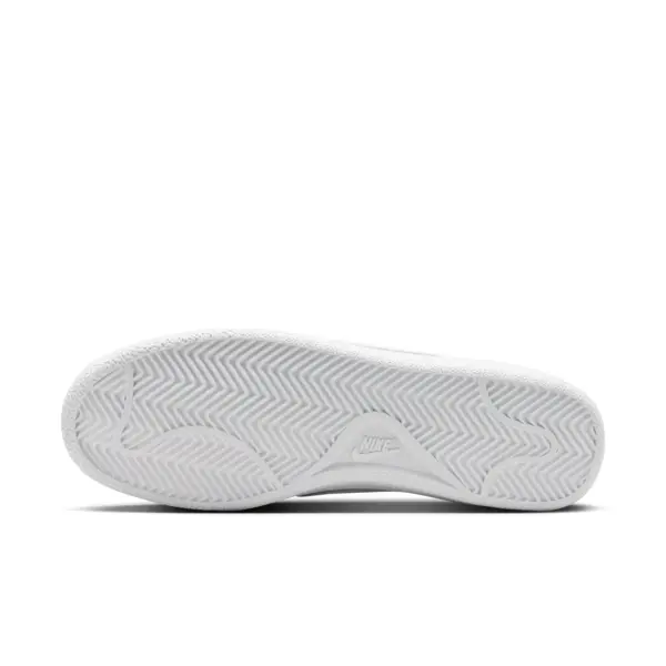 Nike Classic Cs Sneakers - White