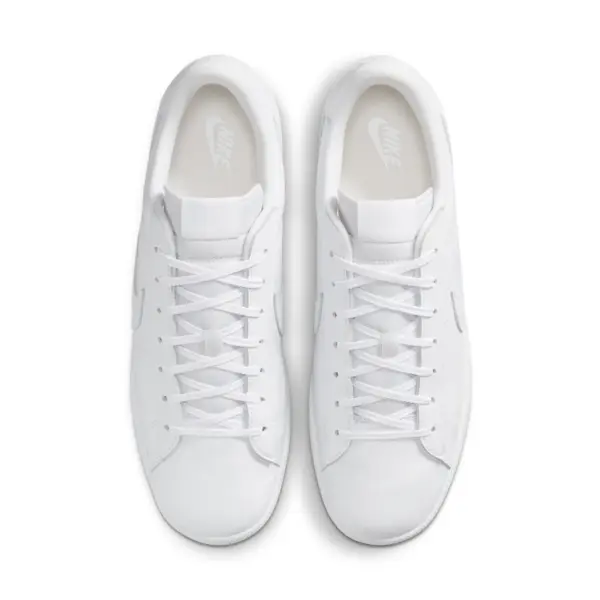 Nike Classic Cs Sneakers - White