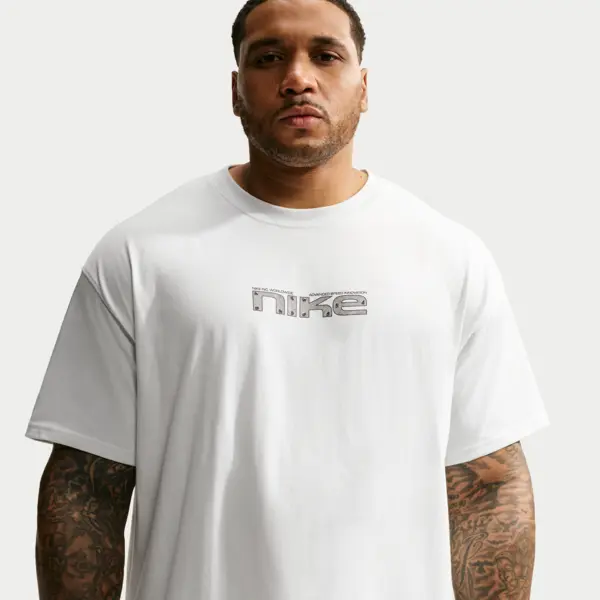 Nike Sportswear T-shirt
