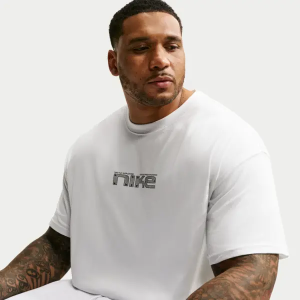 Nike Sportswear T-shirt