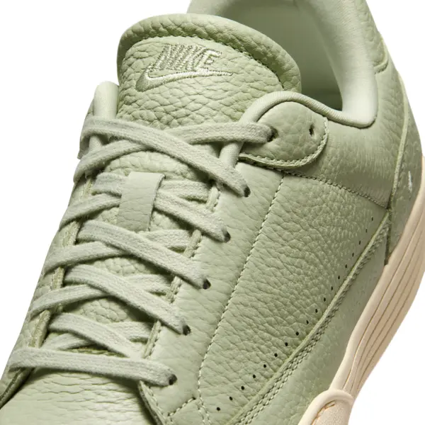 Nike Tennis Centre Shoes