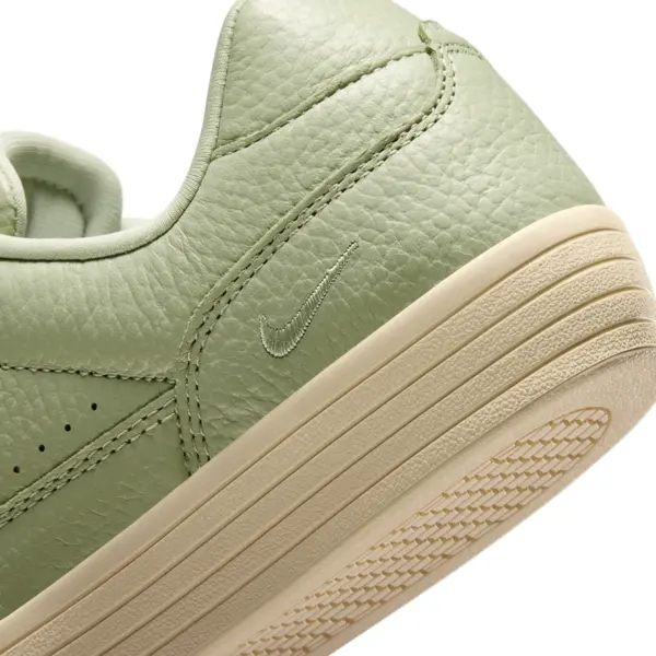 Nike Tennis Centre Shoes