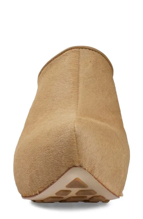 ZIGI Osmary Genuine Calf Hair Clog - Tanlt
