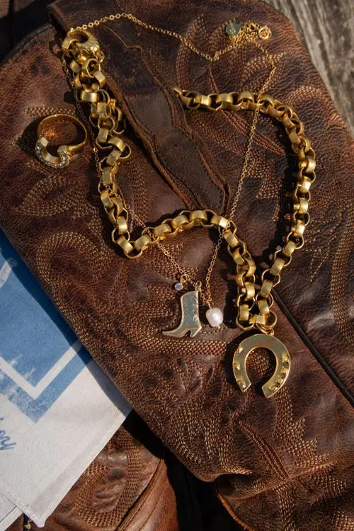 BEADS BY TARA Salt & Saddle Charm Necklace With Pearl And Cz