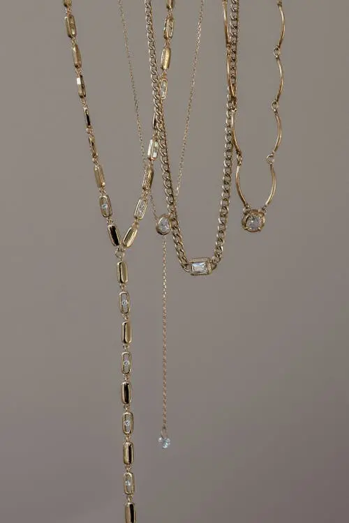 BEADS BY TARA Nellie Lariat Necklace