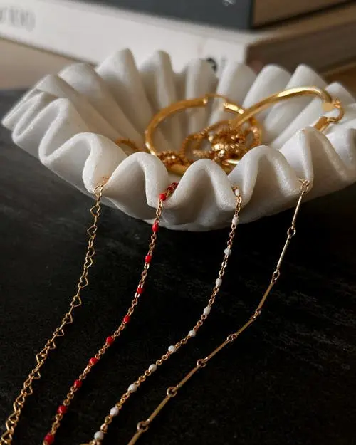 BEADS BY TARA Heartstring Necklace