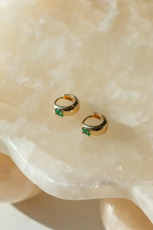 BEADS BY TARA Emerald Hoop Earrings