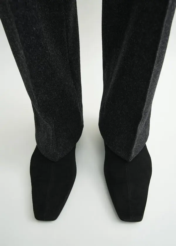 TOTEME Zipped Suede Pointed-toe Boots