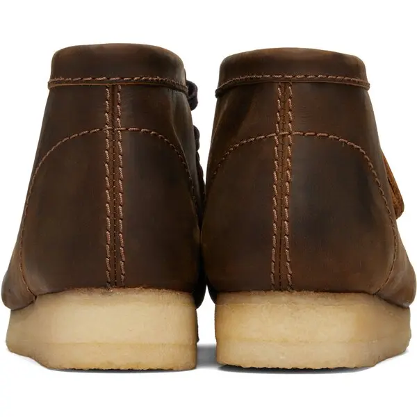 Clarks Round Toe Lace-up Desert Boots