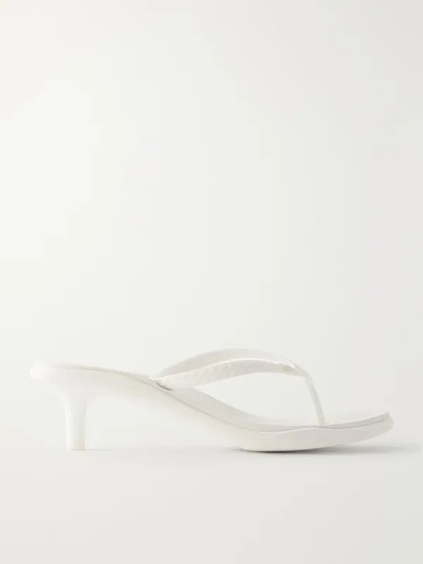 BLOUMME Arc 40 Rubber Thong Sandals - White