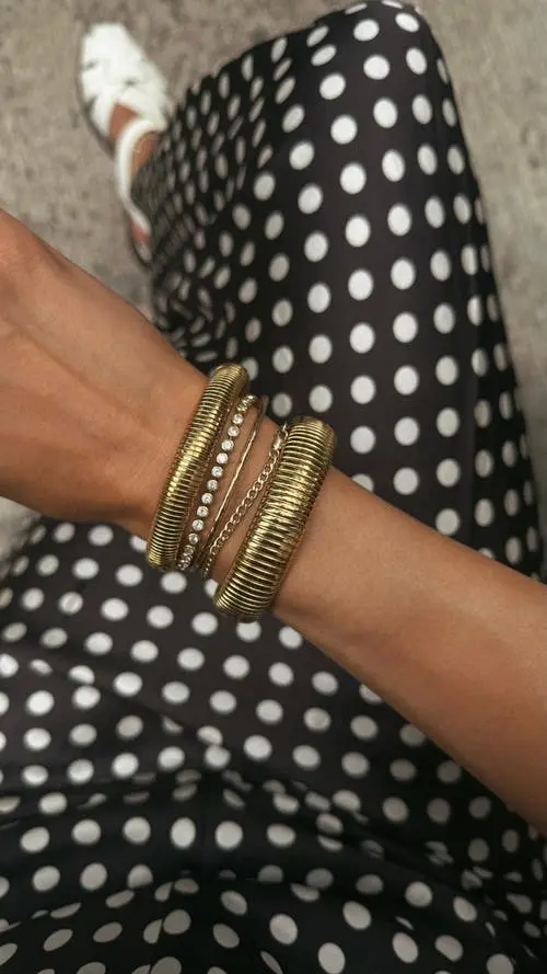 BEADS BY TARA Tubogas Style Elastic Bracelet In 18k Plated Stainless Steel
