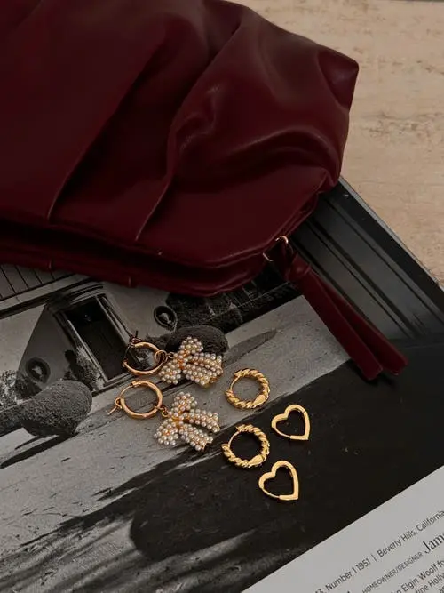 BEADS BY TARA Lola Earrings
