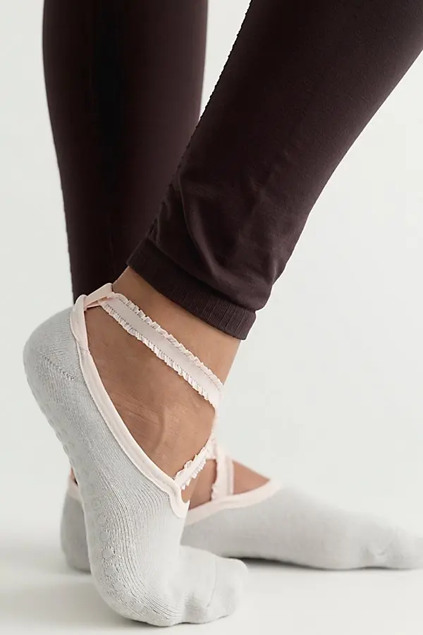 SOULS. Ballet Pilates Socks - Grey