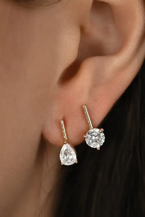 BEADS BY TARA Round Diamond Bar Earrings