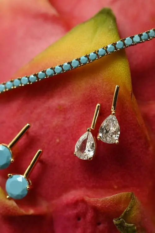 BEADS BY TARA Round Diamond Bar Earrings