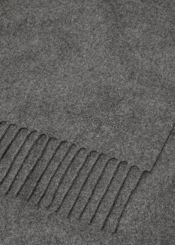 Loro Piana Leggera Grande Unita Scarf