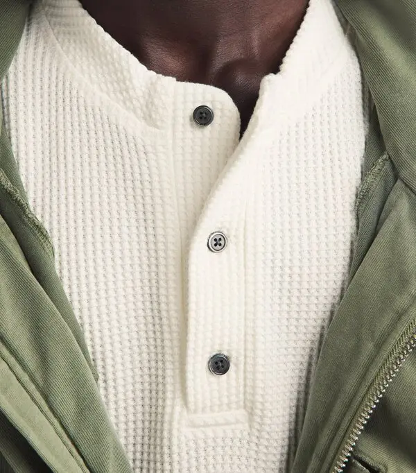 424 Waffle-knit Long-sleeve Henley Top