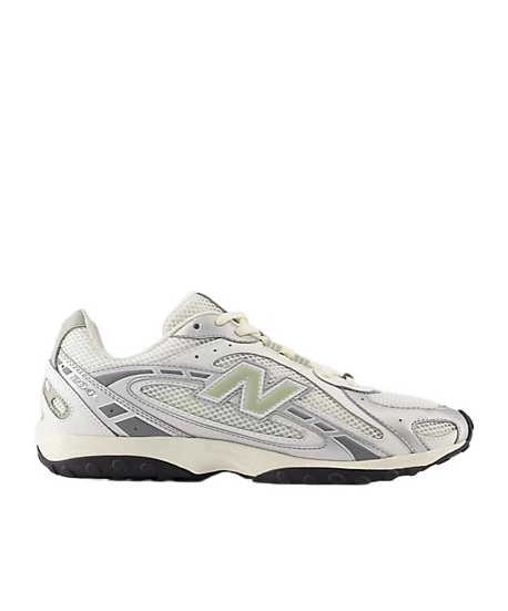 NEW BALANCE 204l Sports Shoes