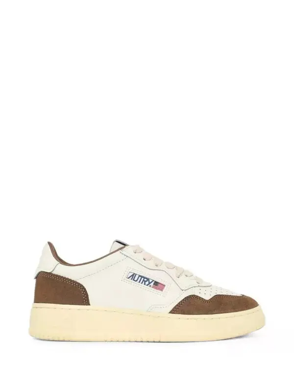 AUTRY Medalist Calf Leather Sneakers
