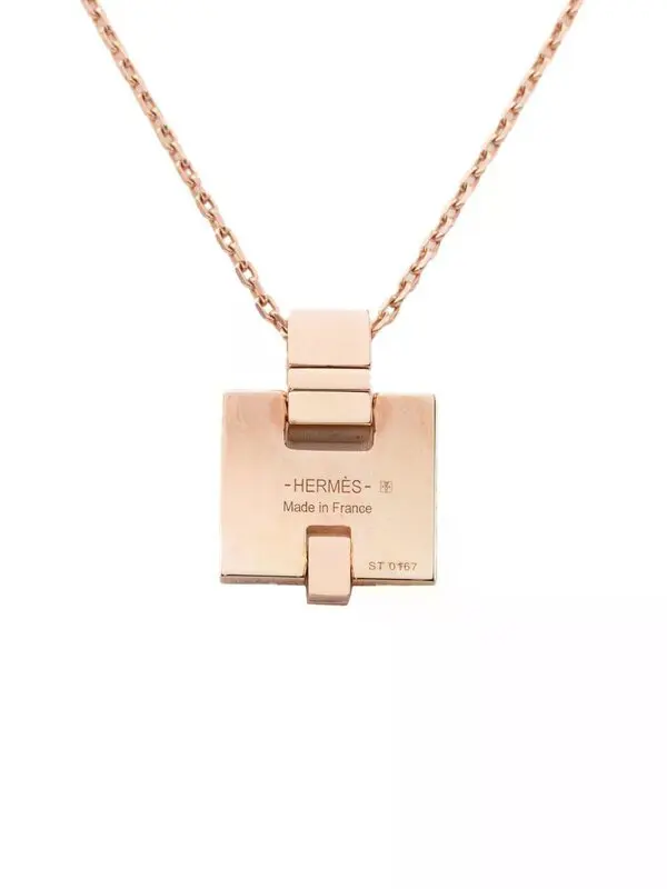 Hermès 2000-2020 Plated And Enamel Eileen Pendant Necklace Costume Necklace