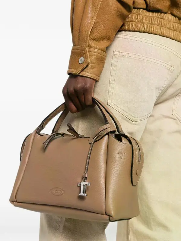 TOD'S T-pendant Tote Bag