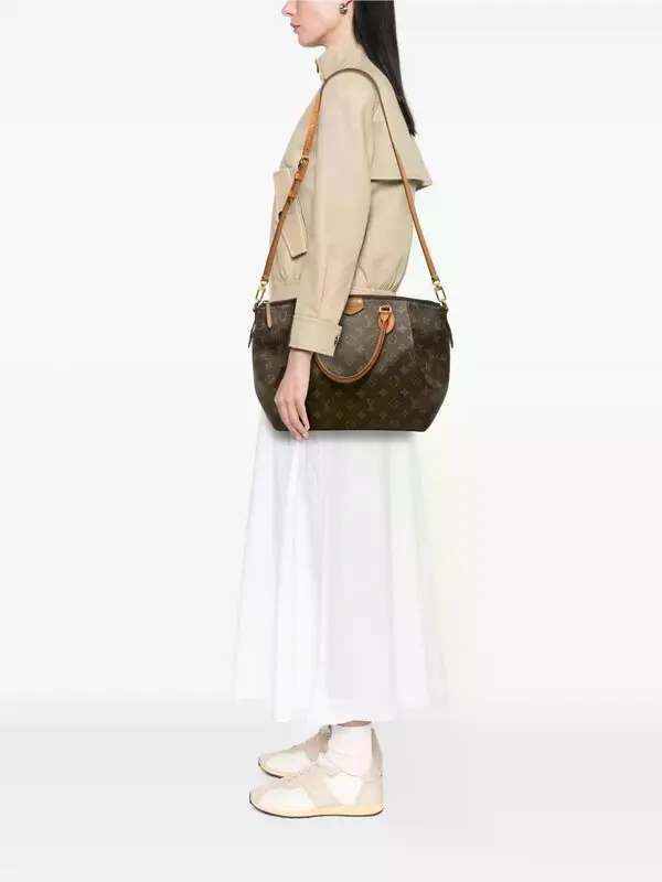 LOUIS VUITTON 2015 Monogram Turenne Mm Satchel