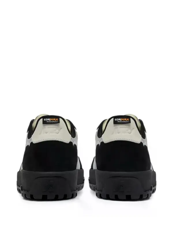 AUTRY Wildpace Low Panelled Sneakers