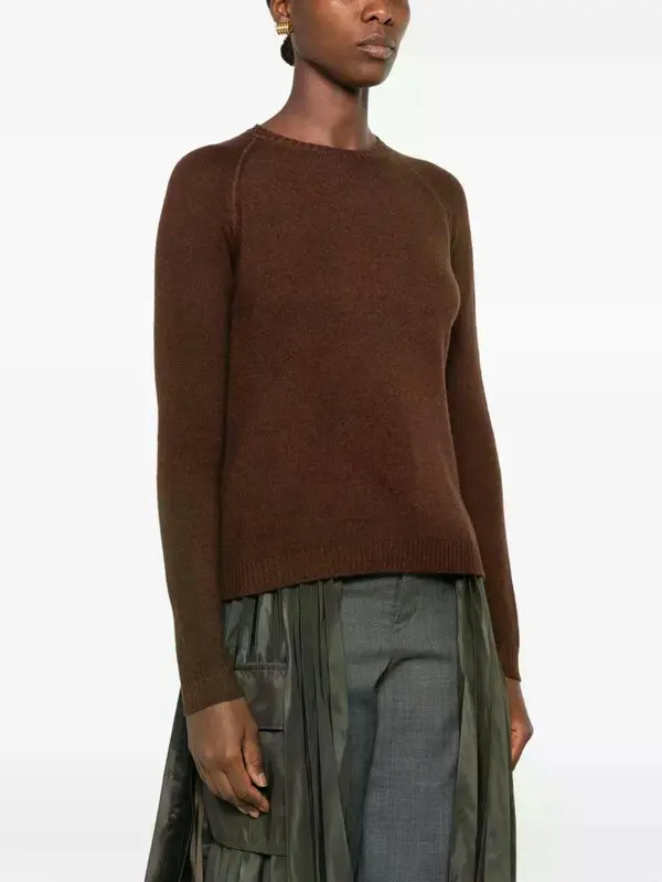 BASE Round-neck Sweater
