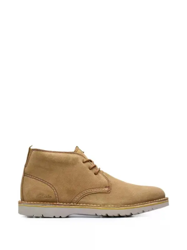 Clarks Eastridge Mid Suede Ankle Boots - Neutrals