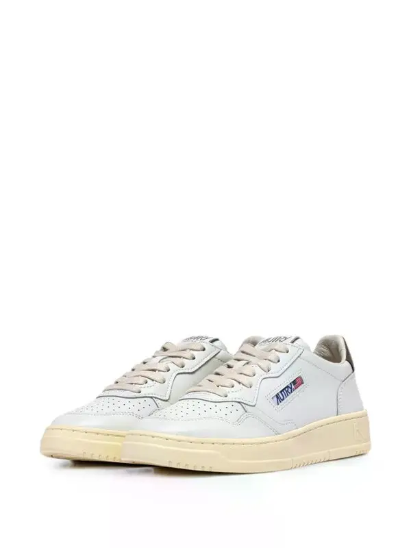 AUTRY Medalist Low Perforated Panelled Sneakers - White