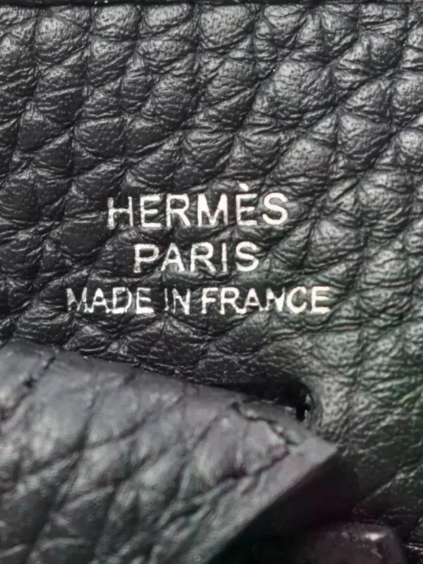 Hermès Clemence Evelyne Amazone 16 Crossbody Bag - Black