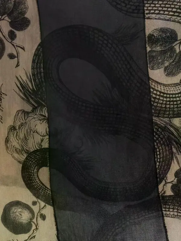 FRIENDLY HUNTING Snake-print Patchwork Scarf