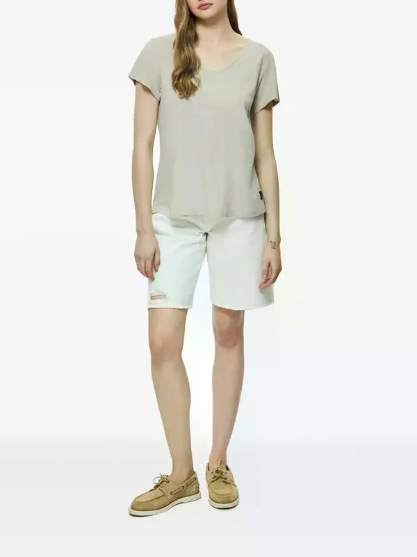 Chinese Laundry V-neck T-shirt