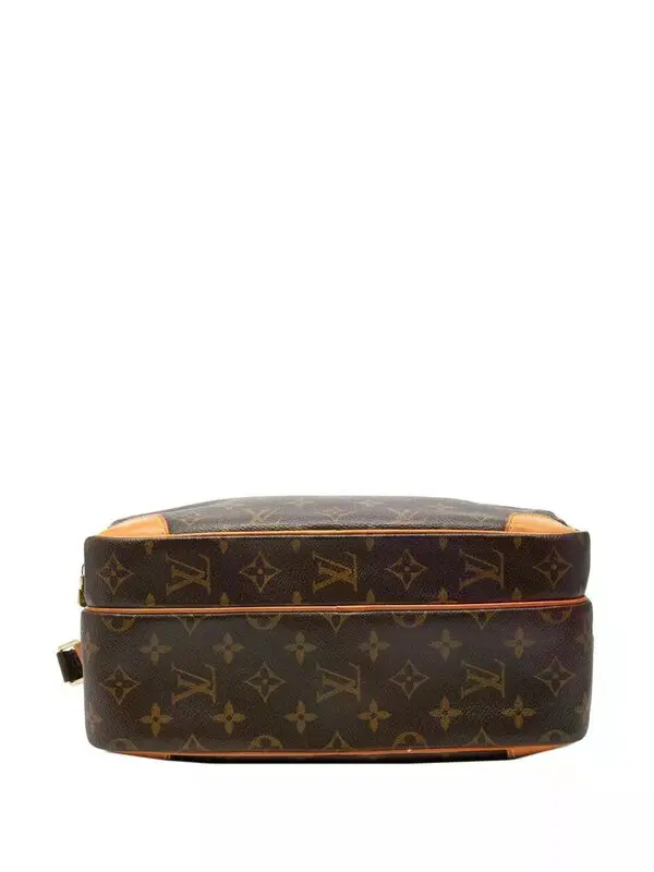 LOUIS VUITTON Monogram Nil Crossbody Bag