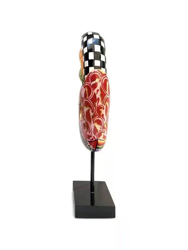 TOMS DRAG Blossom Sculpture