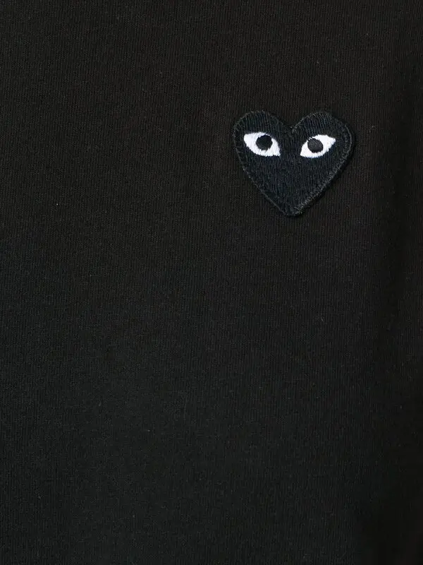Play Comme Des Garcon Short-sleeved T-shirt With Heart Applique - Black