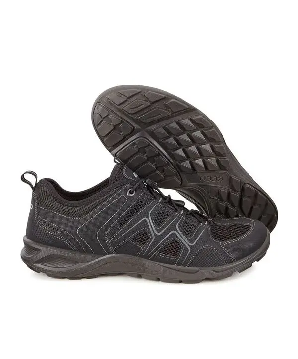 Ecco Laced Sneakers