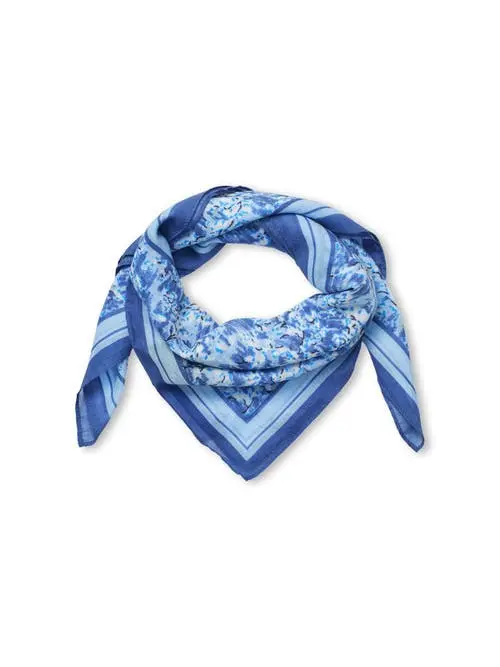 MASAI COPENHAGEN Maavalisse Lightweight Square Scarf