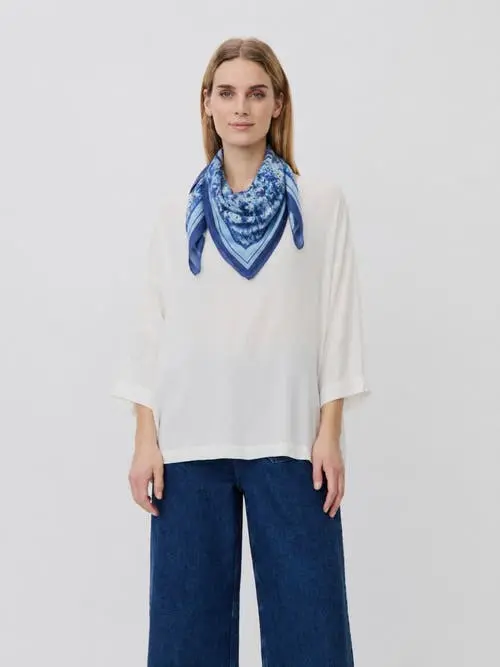 MASAI COPENHAGEN Maavalisse Lightweight Square Scarf - Skyway