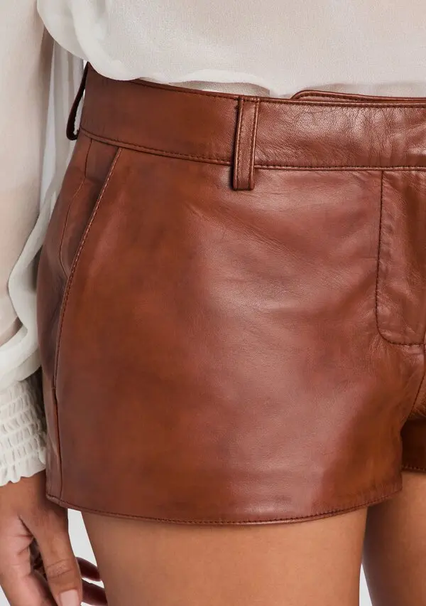 Retrofete Valesia Leather Short - Cigar