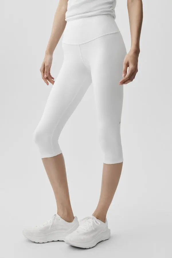 Alo Yoga 16" High-waist Airbrush Capri Pants - White