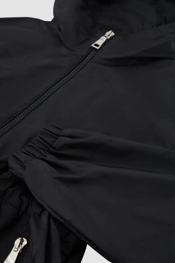 Moncler Wete Hooded Parka Jacket