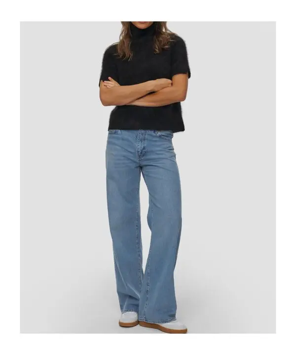 Soft Goat Short-sleeved Turtleneck Sweater