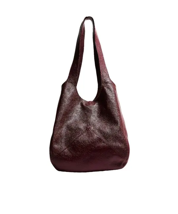 Chloé Grained Leather Shoulder Bag With Gold Tone Hardware - Black