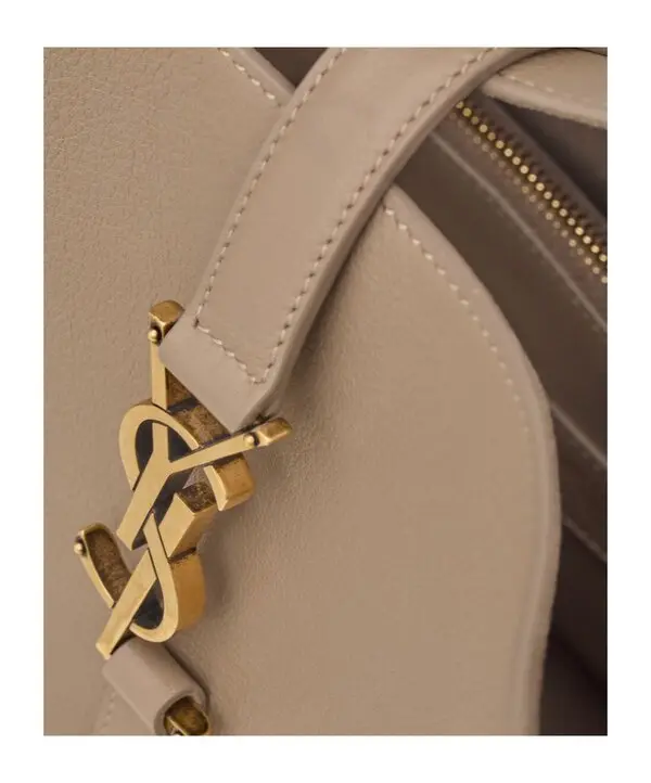 Saint Laurent Le 5 À 7 Large Shoulder Bag
