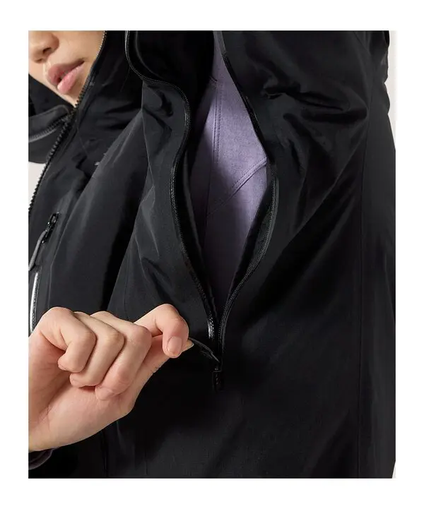 Arc'teryx Beta Gore-tex Hooded Jacket