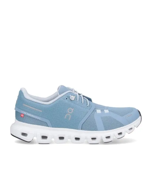 On W Cloud Lace-up Sneakers