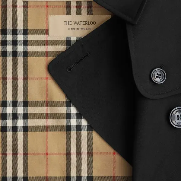 Burberry Waterloo Long Heritage Trench Coat