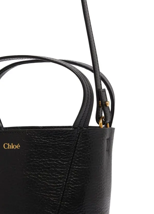 Chloé Logo Shoulder Bag